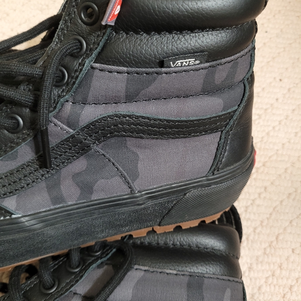 Vans All Black Grid Leather All Weather Men's Size 7 … - Gem